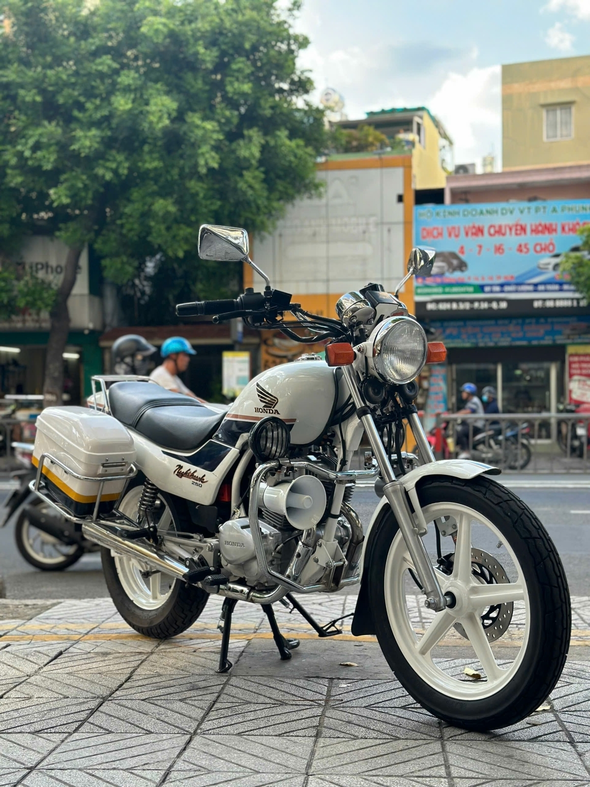 CB250 NIGHTHAWK
