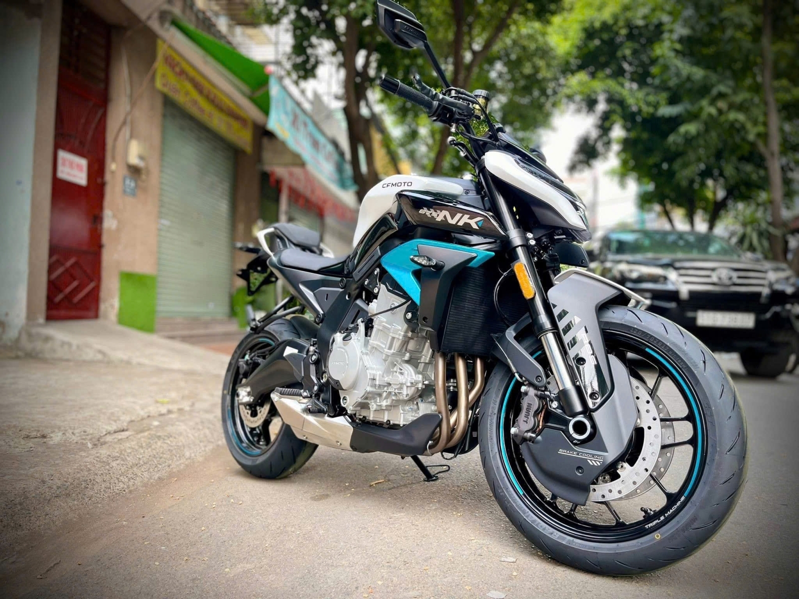 CFMOTO 675NK Nake Bike